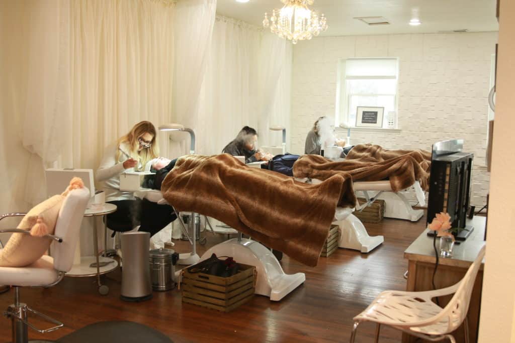 Dallas Lash and Beauty Bar - My Curly Adventures