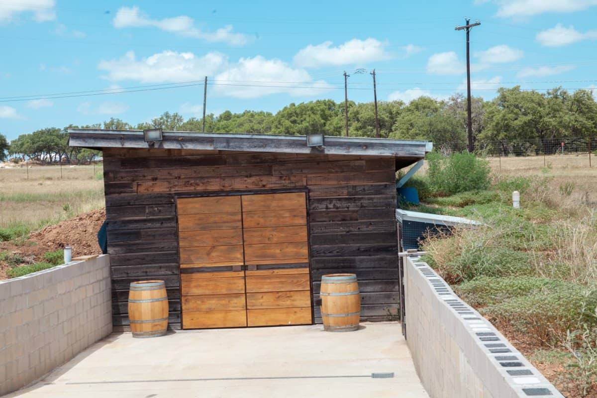 Say Hi in Hye: Things to Do in Hye, Texas - My Curly Adventures