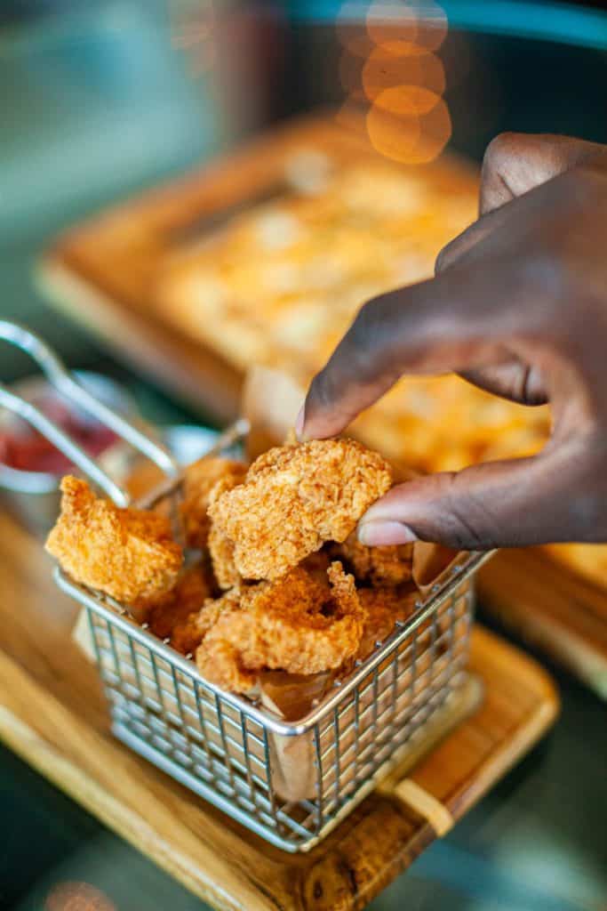 W Dallas: Rooftop Pool and Bathtub Goals - My Curly Adventures