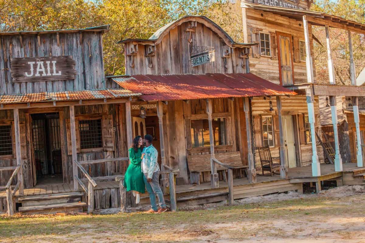 Things to Do in Grapeland TX - My Curly Adventures