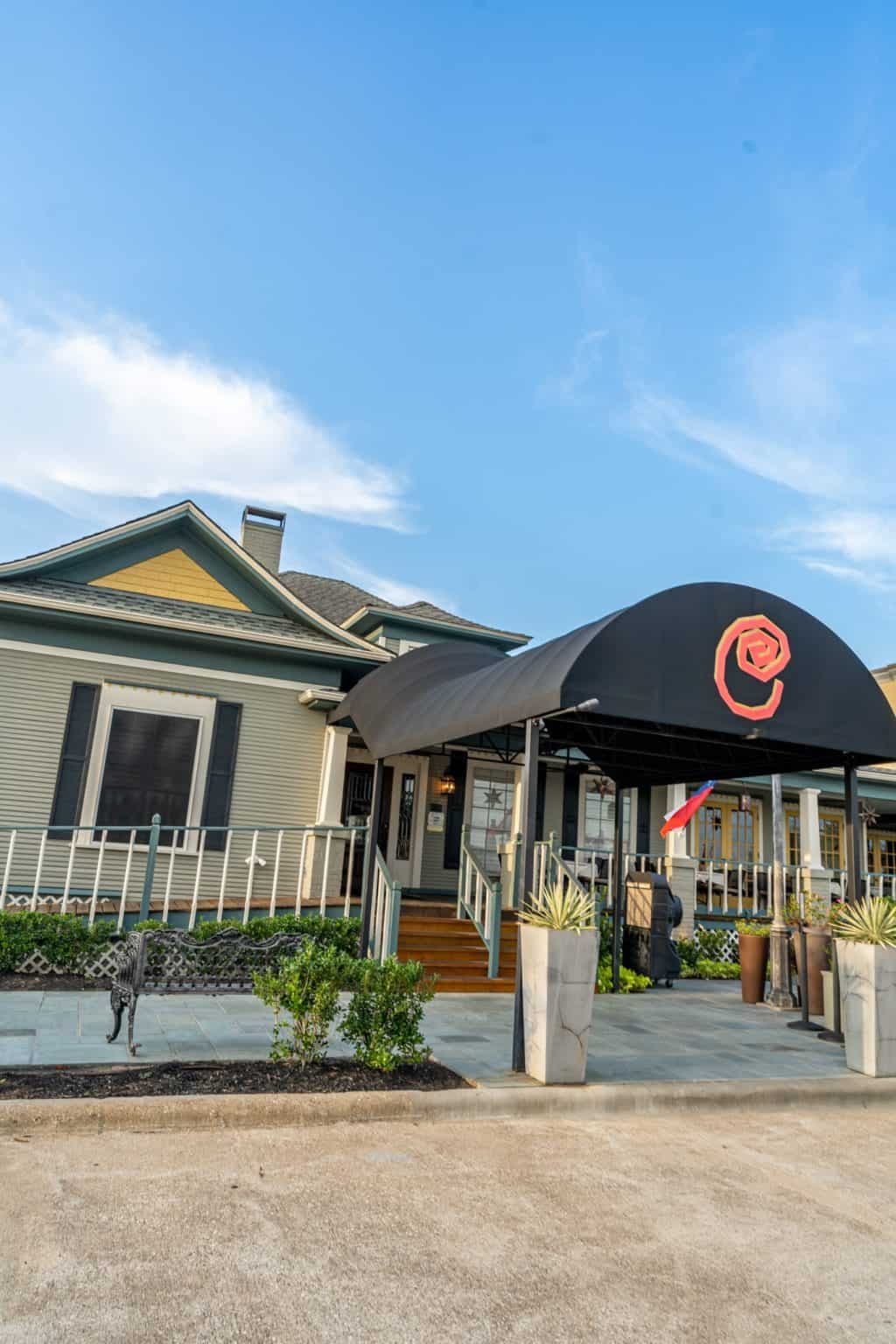 Where to Eat in Bryan TX - My Curly Adventures