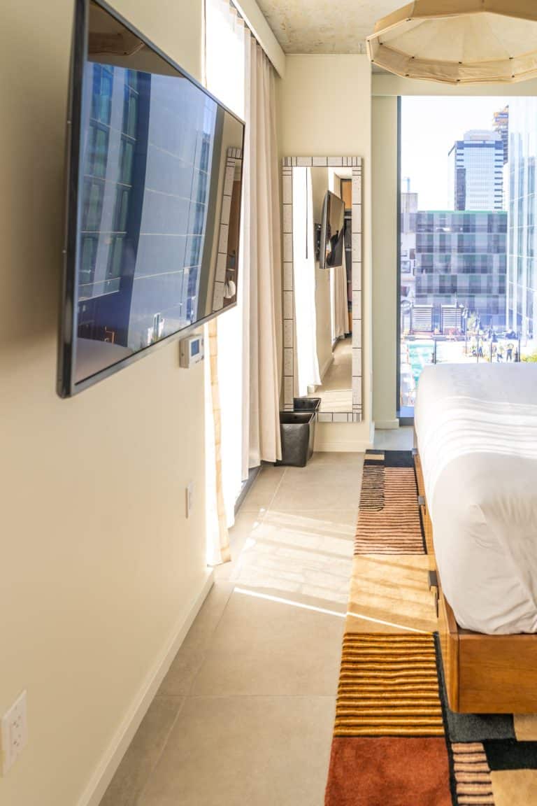 Where to Stay in Austin TX: A Review of the Hotels Thompson and Tommie ...