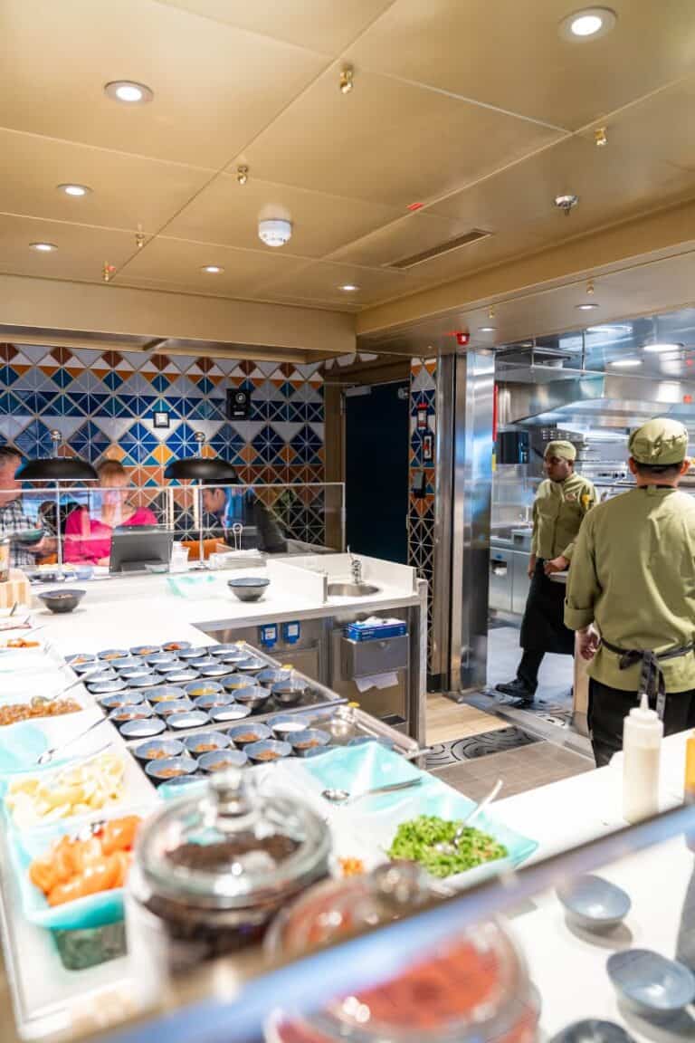 The Norwegian Prima Restaurants Guide - My Curly Adventures