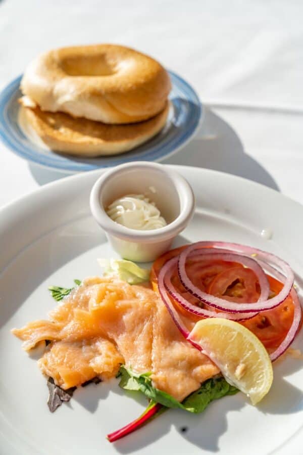 The Norwegian Prima Restaurants Guide - My Curly Adventures