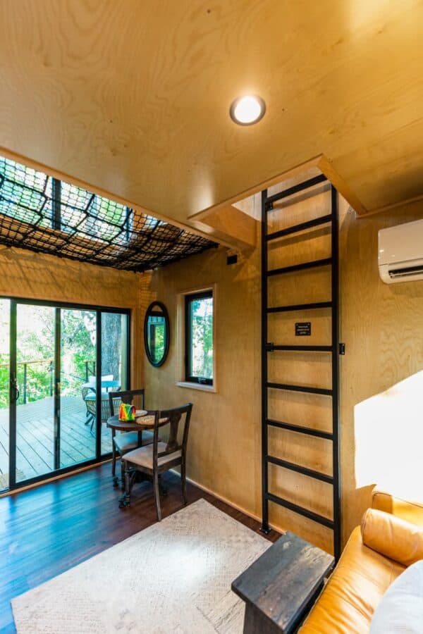 Onera Treehouse Resort Fredericksburg - My Curly Adventures