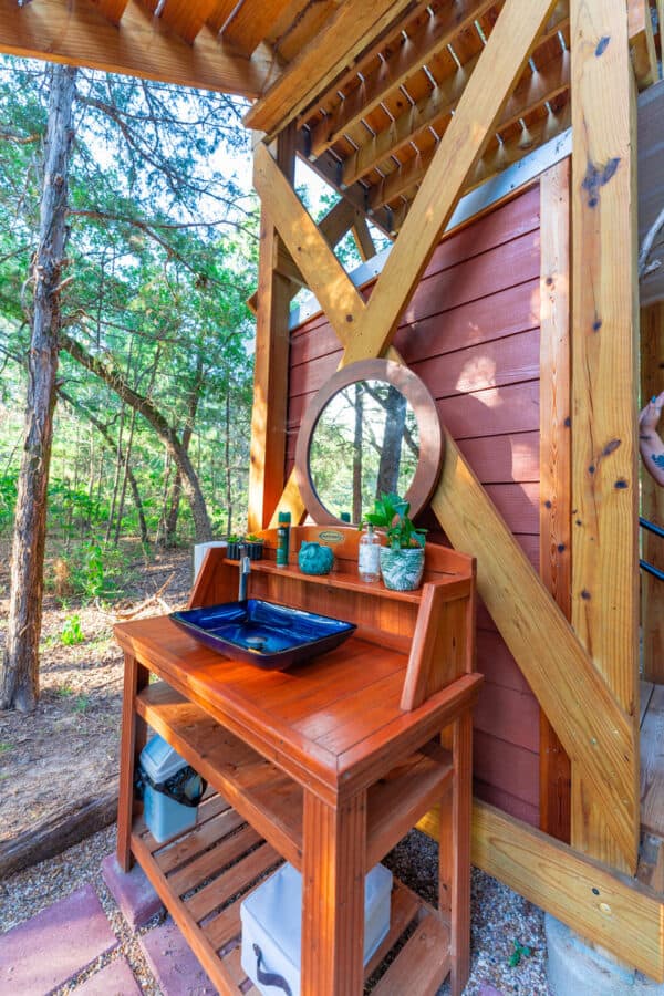 Pet-Friendly Treehouse Near Austin TX: Elf's Aerie Treehouse - My Curly ...