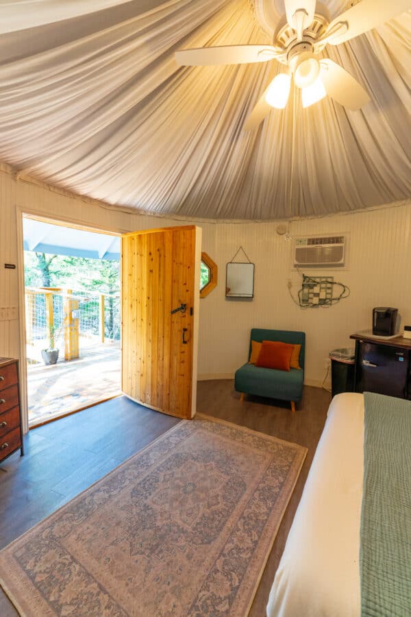 Pet-Friendly Treehouse Near Austin TX: Elf's Aerie Treehouse - My Curly ...
