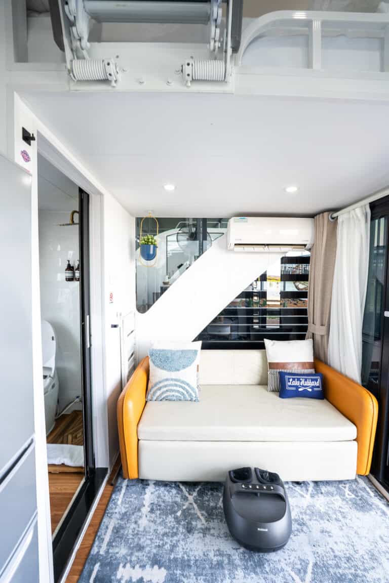 The Floatel: A Luxurious Boat Stay at Sapphire Bay Marina - My Curly ...