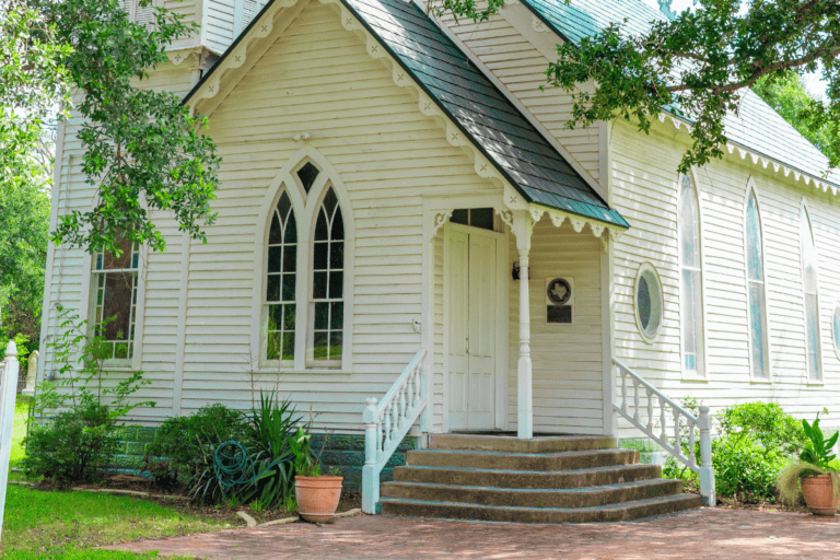 20+ Best Things to Do in Calvert TX - My Curly Adventures