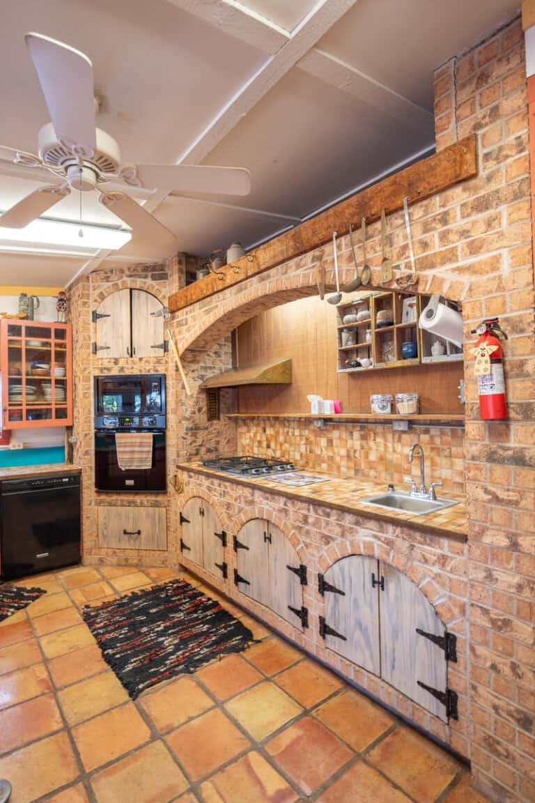 Bed & Breakfast in West Texas: Inn at the Art Center - My Curly Adventures