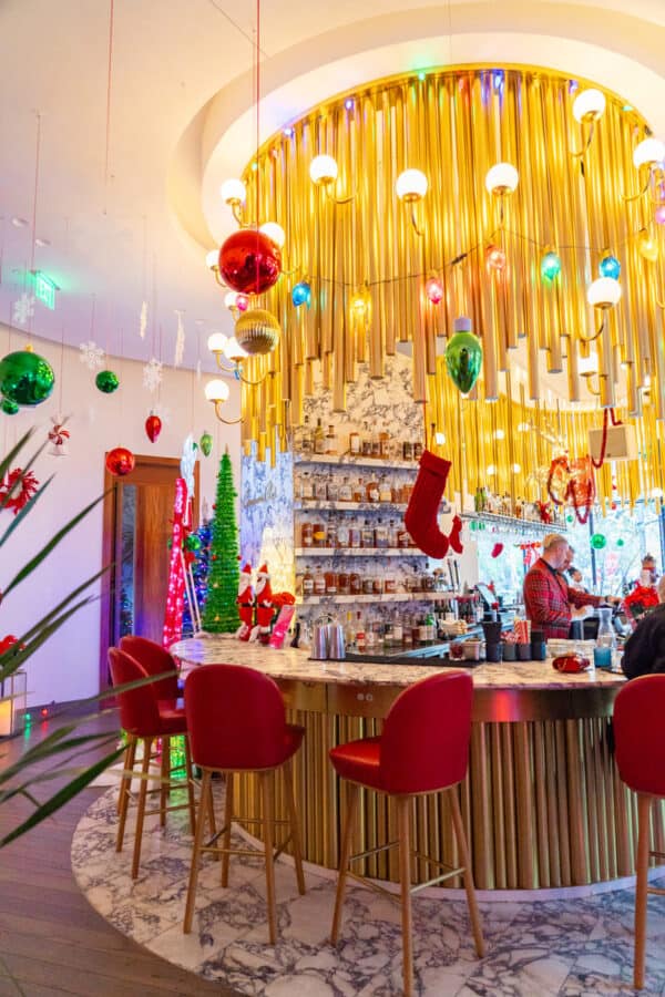 Christmas Bars & Restaurants in Dallas - My Curly Adventures