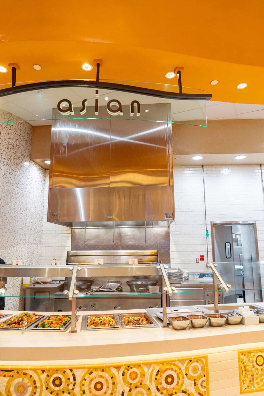 The Buffet at WinStar World Casino & Resort: What To Expect - My Curly ...