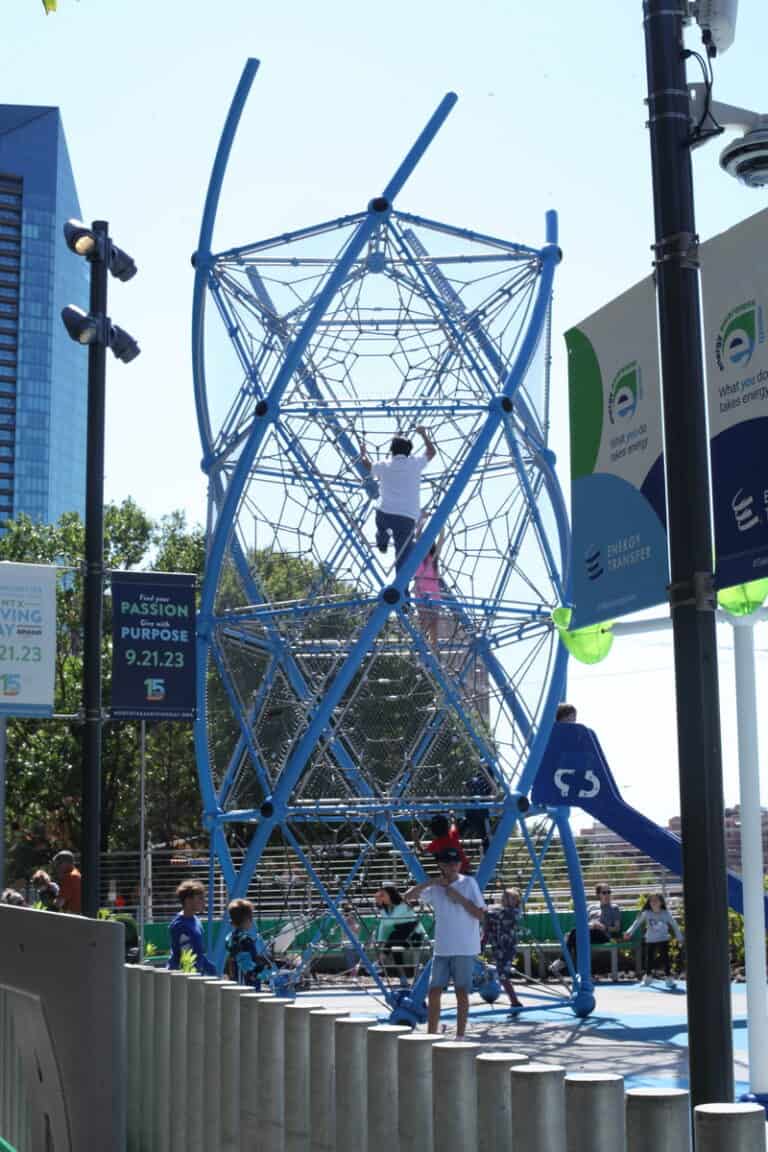 Best Fun Things to Do for Spring Break in Dallas, TX - My Curly Adventures