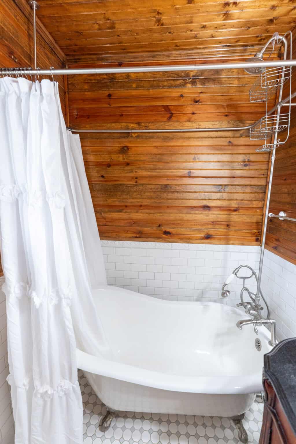 Stay at the Historic Dabbs Hotel in Llano, Texas - My Curly Adventures