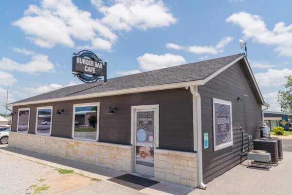 Exploring Llano’s Best Burger Bar Café - My Curly Adventures